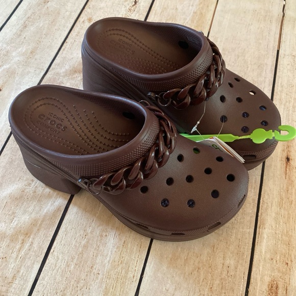 CROCS | Shoes | Crocs Dark Cherry Clogs Siren Chain Clog Nwt Size W8m6 ...